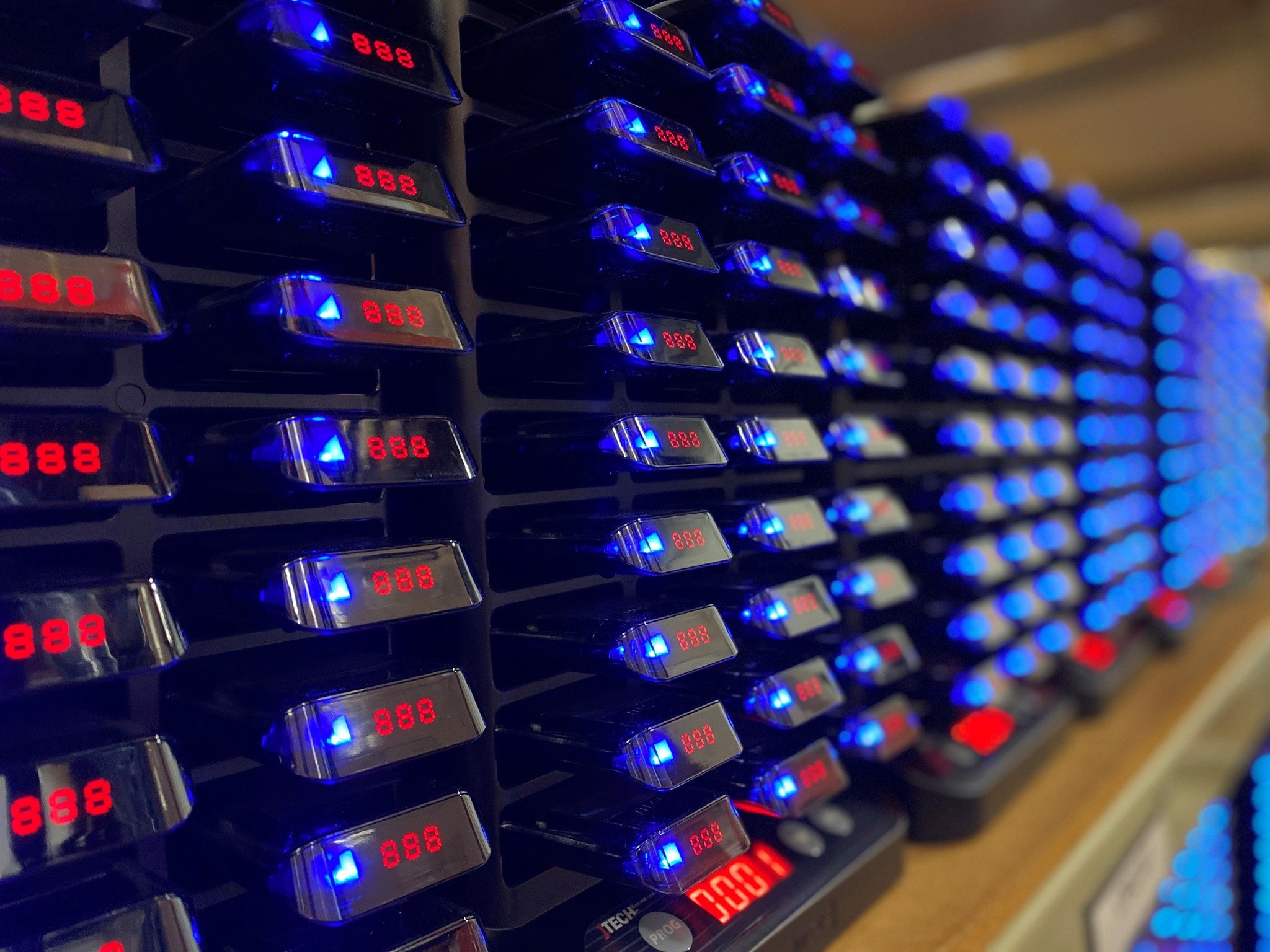 Pager Systems for Staff & Guests | Restaurants, Hospitals & More | JTECH